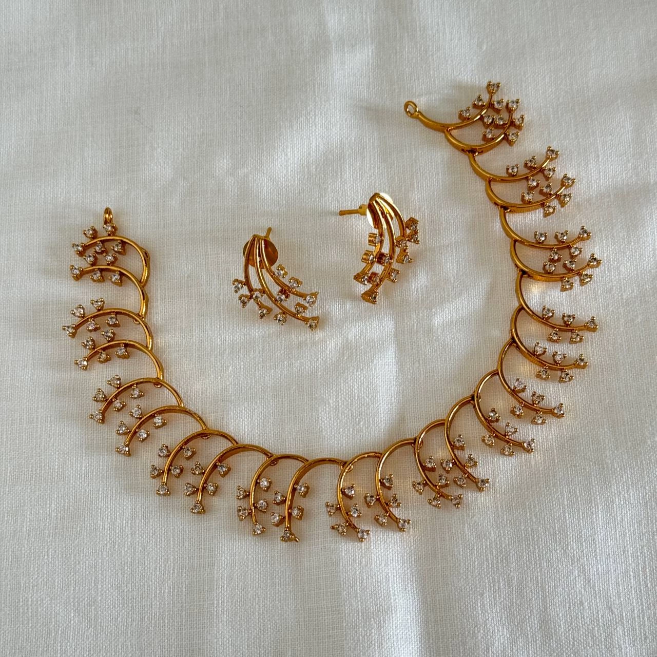 Antique Necklace AN77